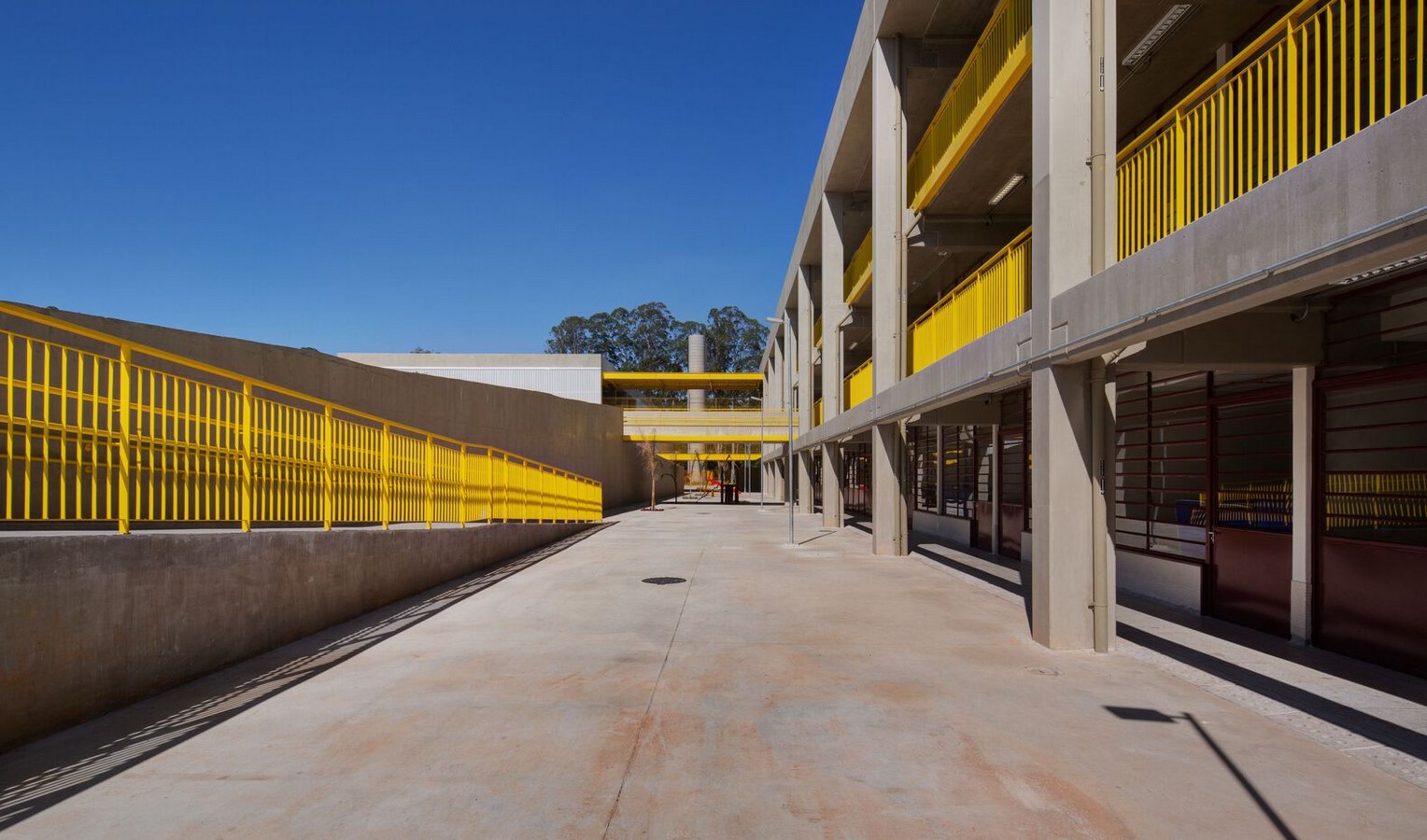 Fostering Community: Parque do Carmo Unified Education Center by SIAA ...
